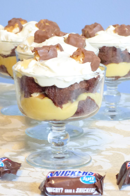 Excellent Kitchen: Snickers Trifle