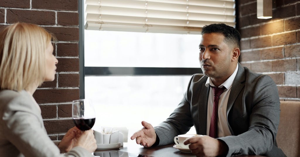 "Swear blind" nghĩa là gì?