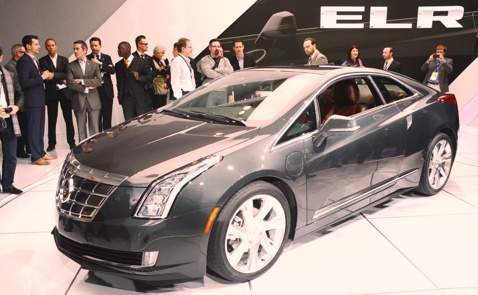 indonesian-autocars.blogspot.com: Cadillac ELR 2014