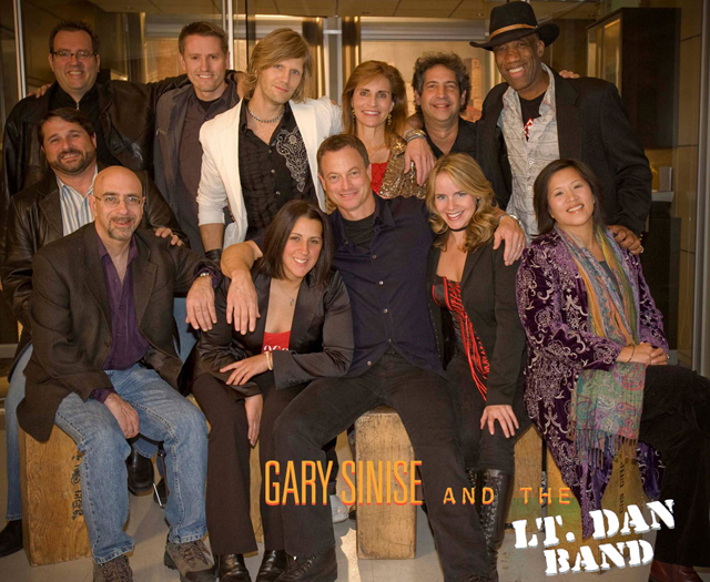 American News Broadcasting: Gary Sinise and the Lt. Dan Band performing ...