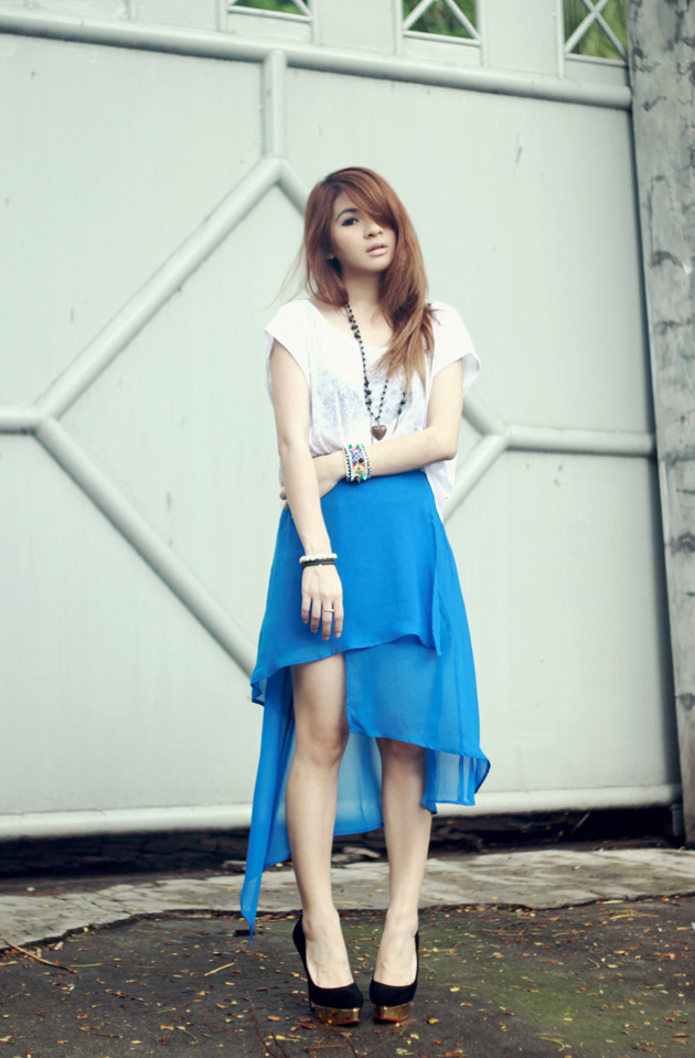 Brown Platform: Watery