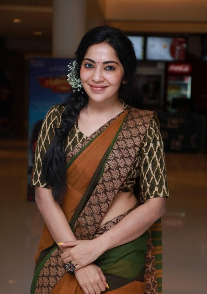 South Indian Beautiful TV Actress Ramya Subramanian In Traditional ...