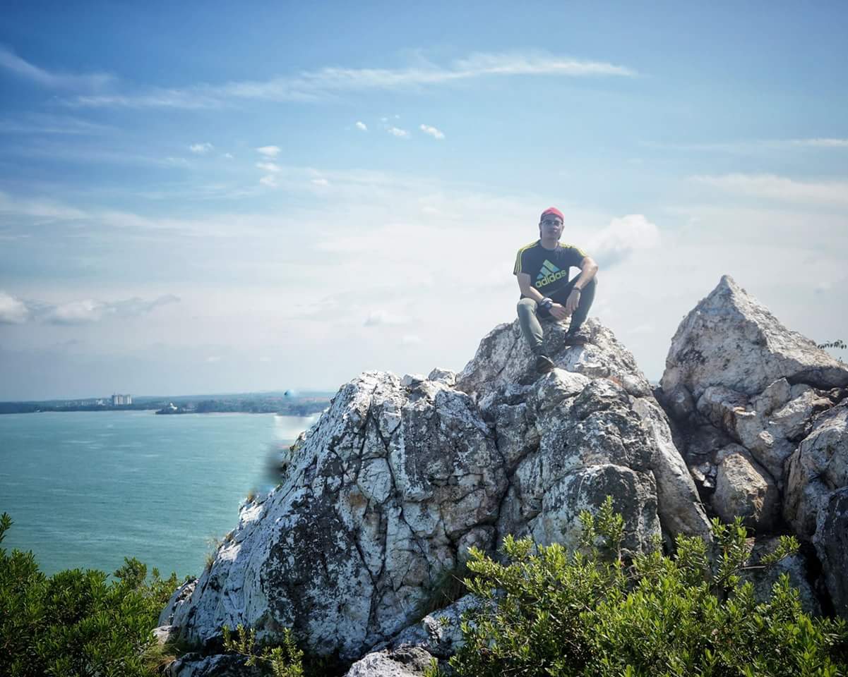 Happiness is Hiking with Friends: Bukit Batu Putih, Tanjung Tuan