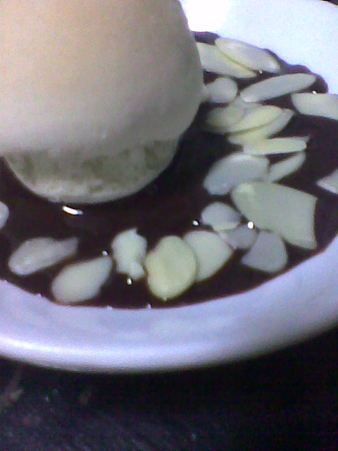 ALL i WANNA DO is BAKE!: Sputnik or Putok Bread in Chocolate Sauce and ...