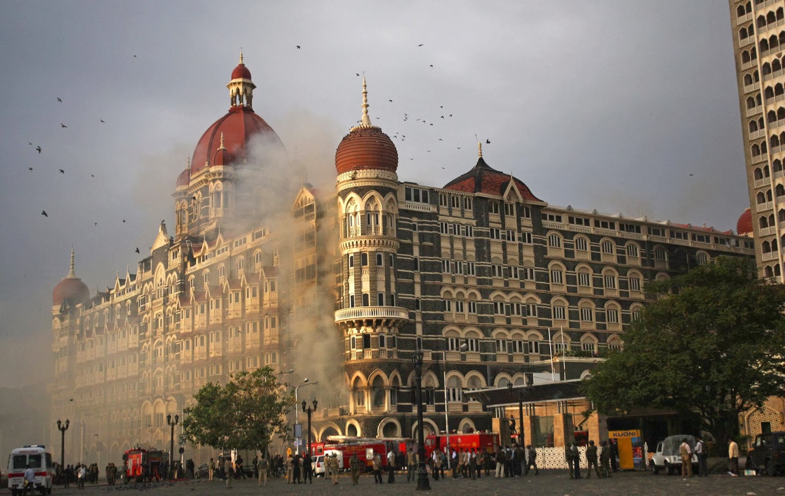 The Taj Mahal Hotel Mumbai HD Wallpapers | All Wallpaper Gallery