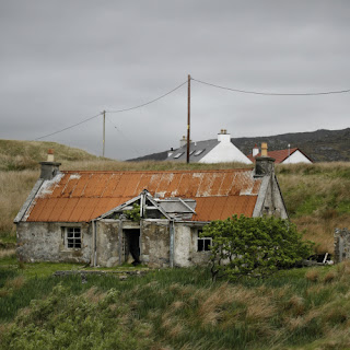 photo hebrides: Rusty Roof, Kyles Scalpay