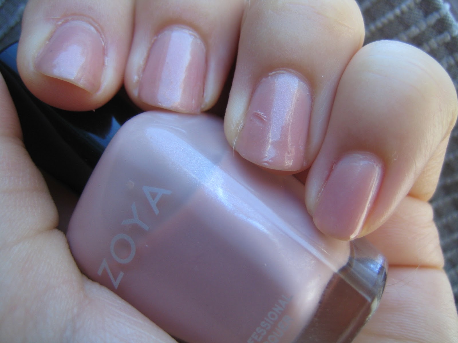 Bower of Blisse: NOTD: Zoya Sally