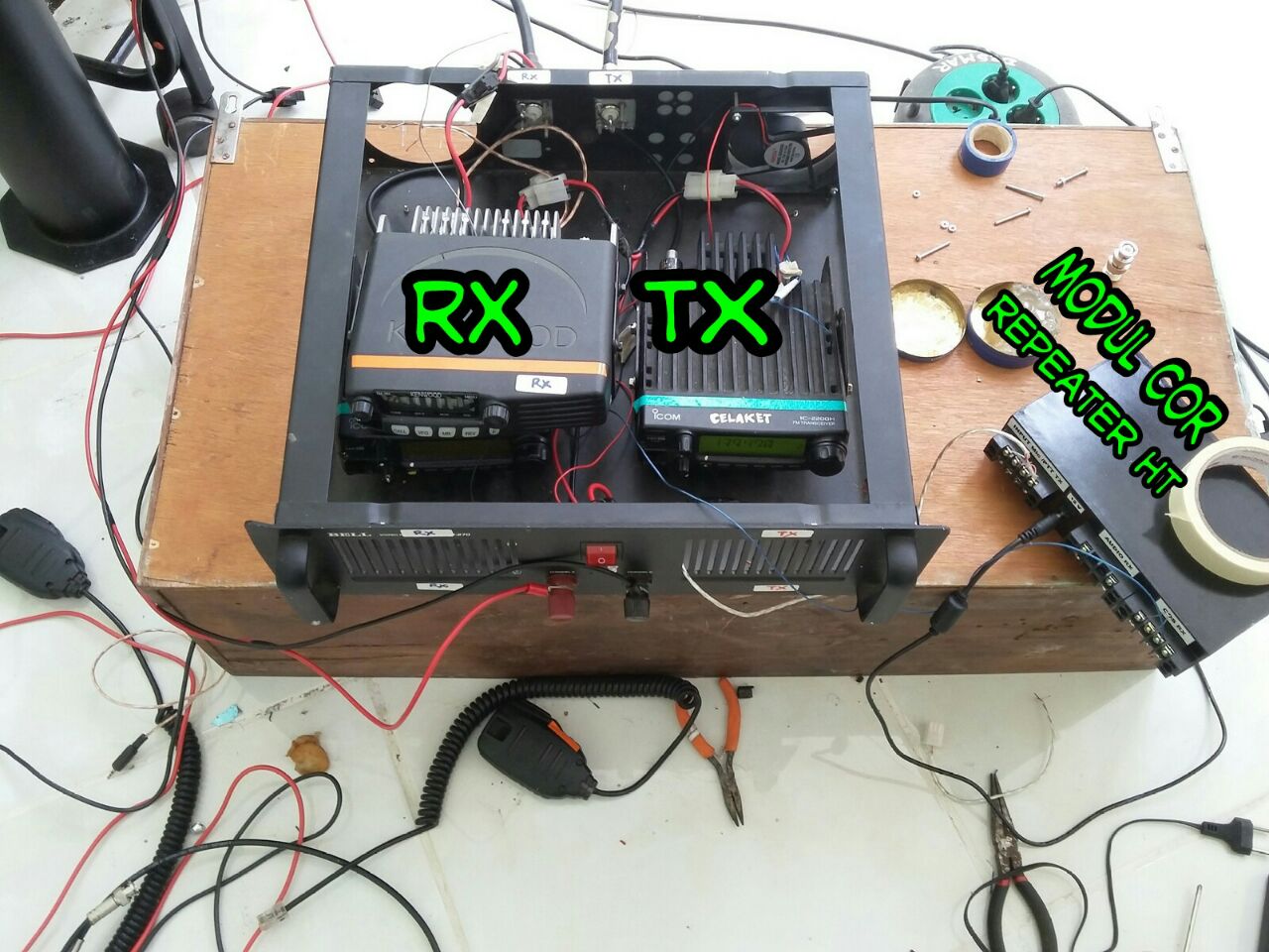 HOBBY RADIO COMMUNICATION REPEATER HT VHF/UHF: INTERFACE COR REPEATER HT