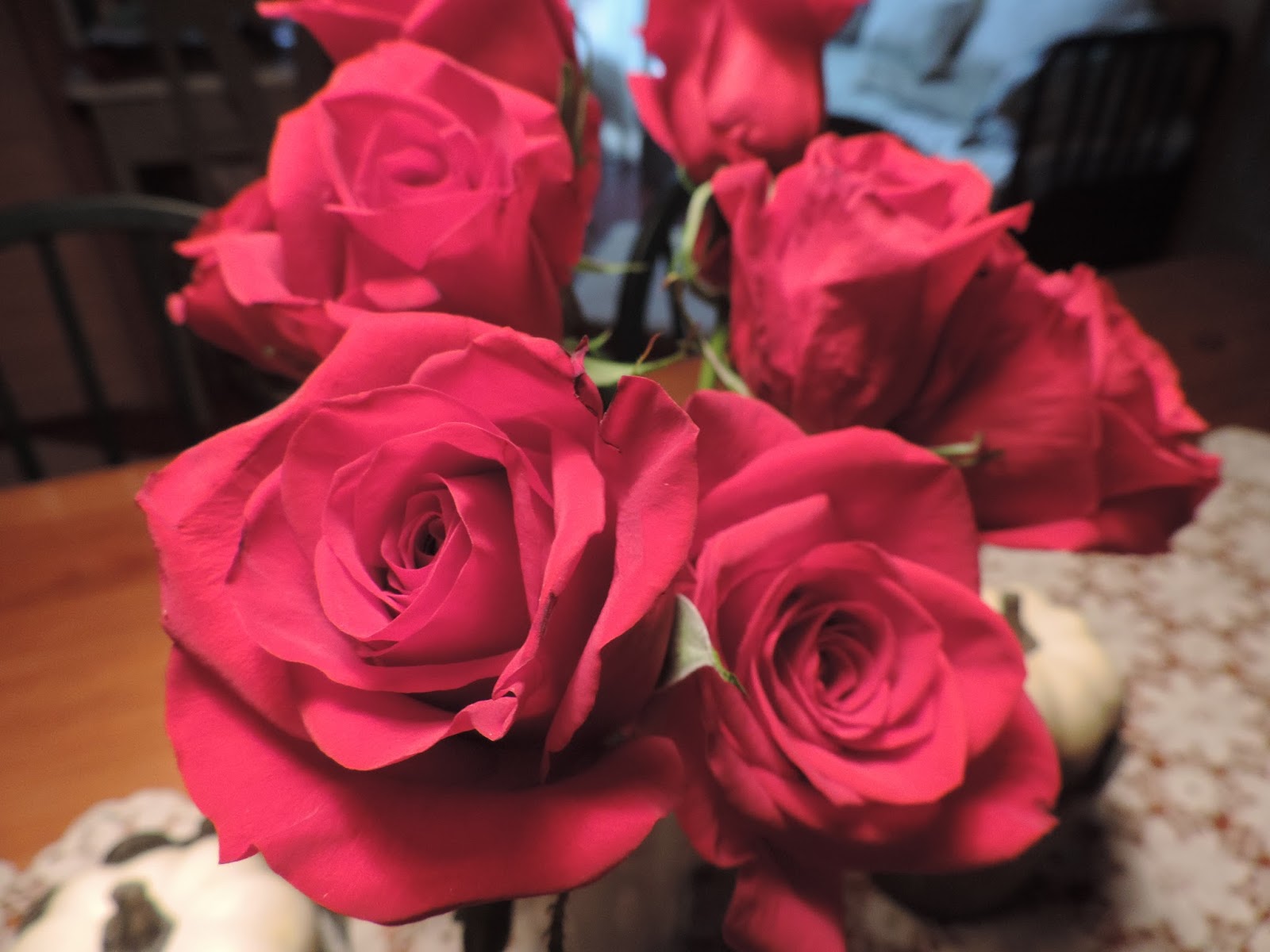 Beatrice Euphemie: Fall Decorating and Pumpkin Spice Cake