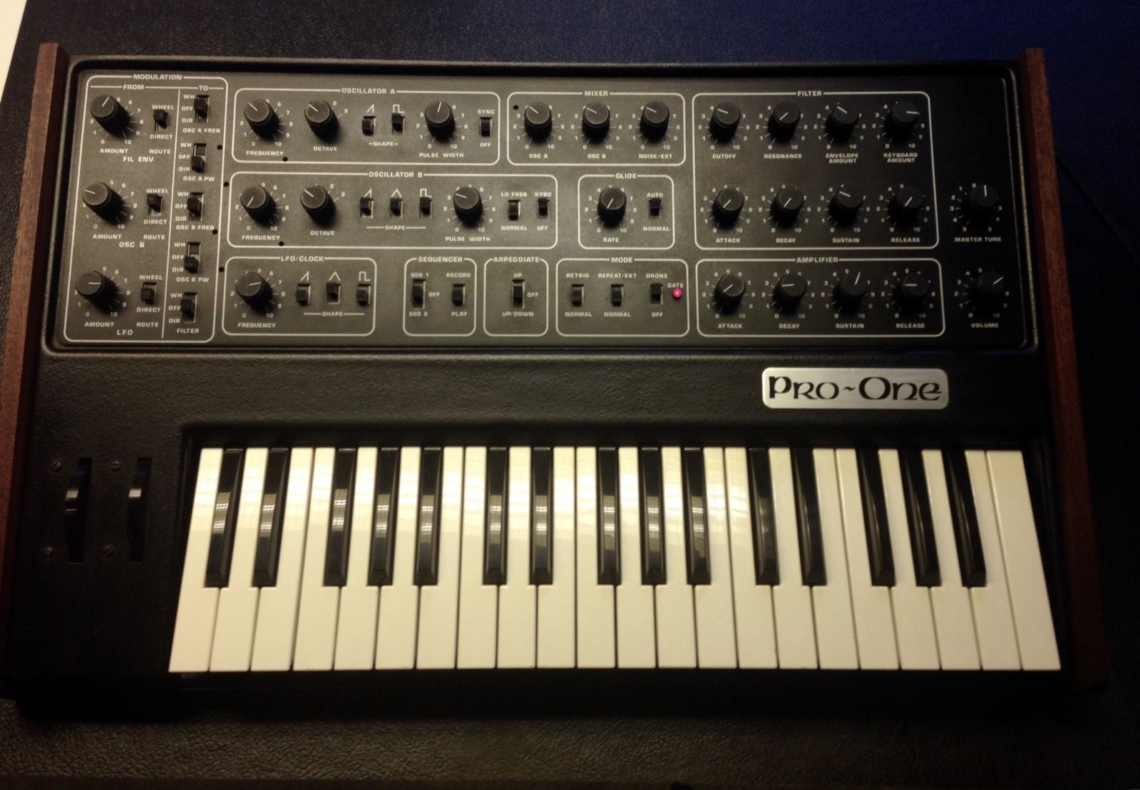 MATRIXSYNTH: Sequential Circuits Pro One Synthesizer Synth J Wire SN 5510