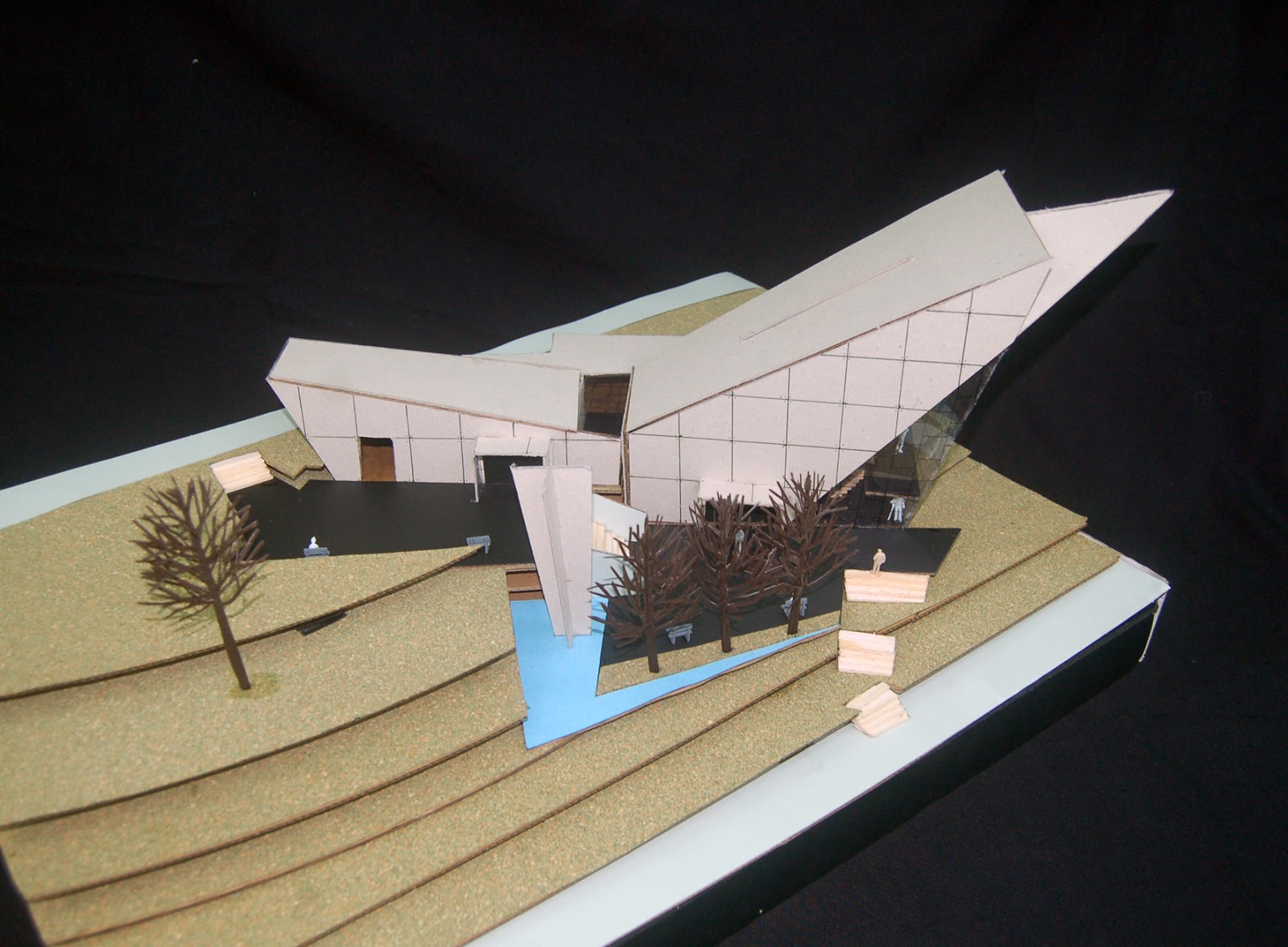 Escala Monumental - Escala Humana | arq-concept