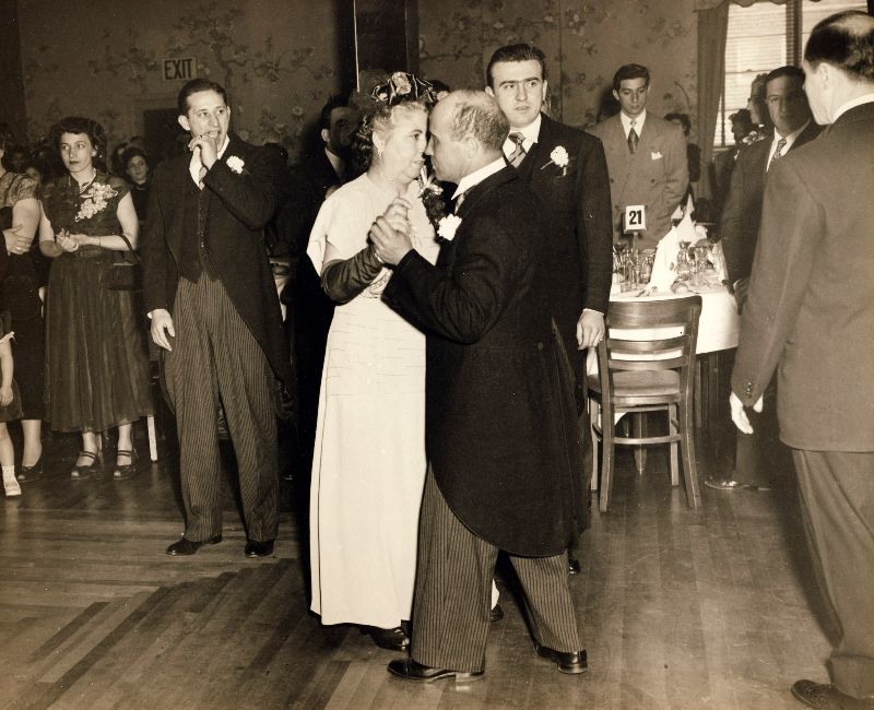 36 Cool Pics Show What a New York Wedding Looked Like in 1950 ~ Vintage ...