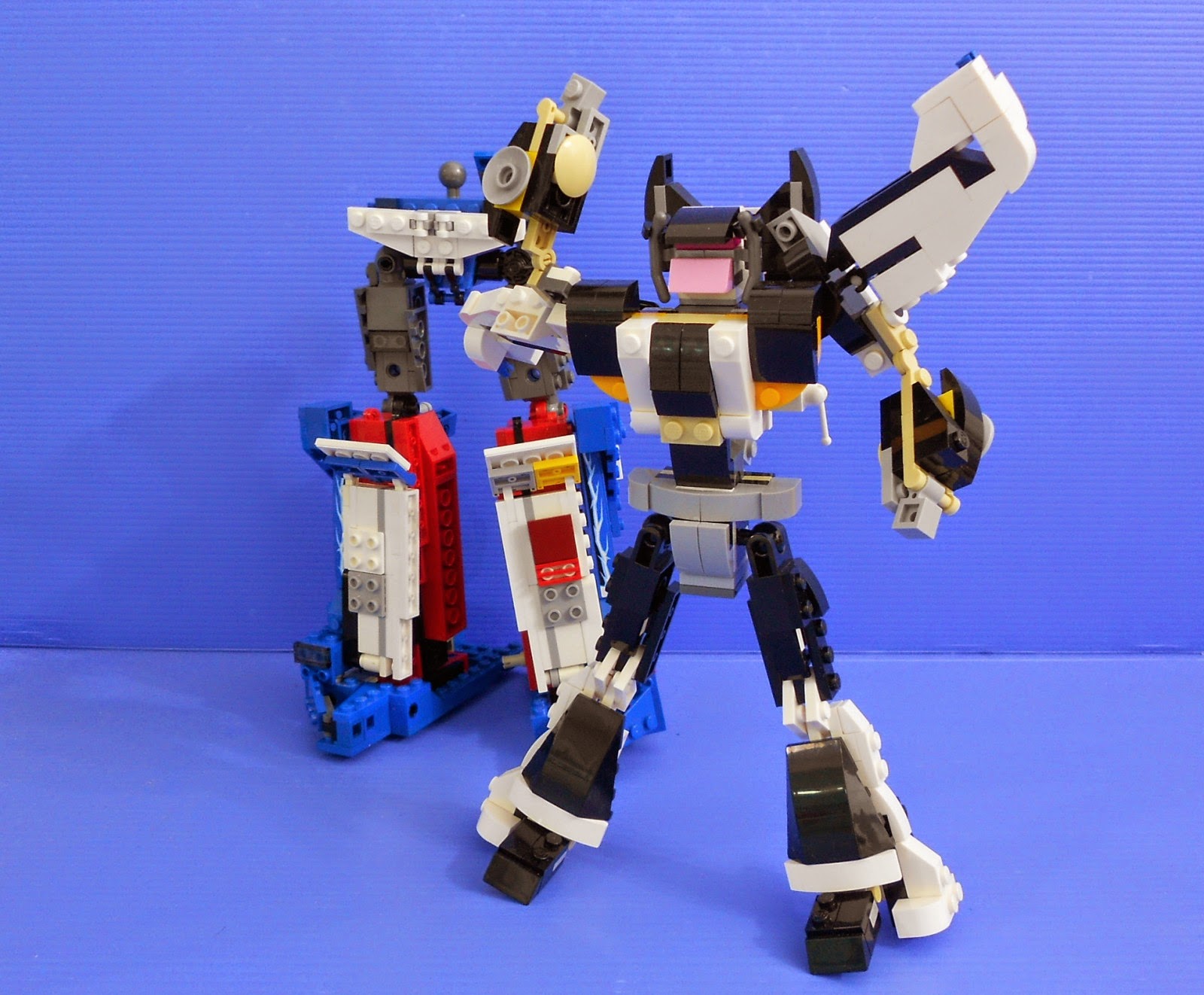 Alanyuppie's LEGO Transformers: LEGO Shadow Wing wins rebrickable.com's ...
