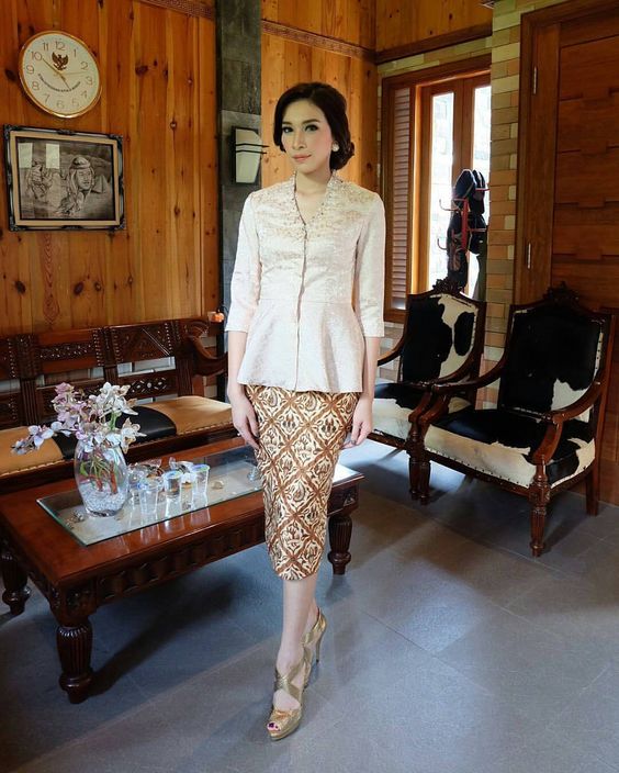 About Hijab Indonesia: 50+ Model Baju Batik Terbaru 2017: Modern & Elegan