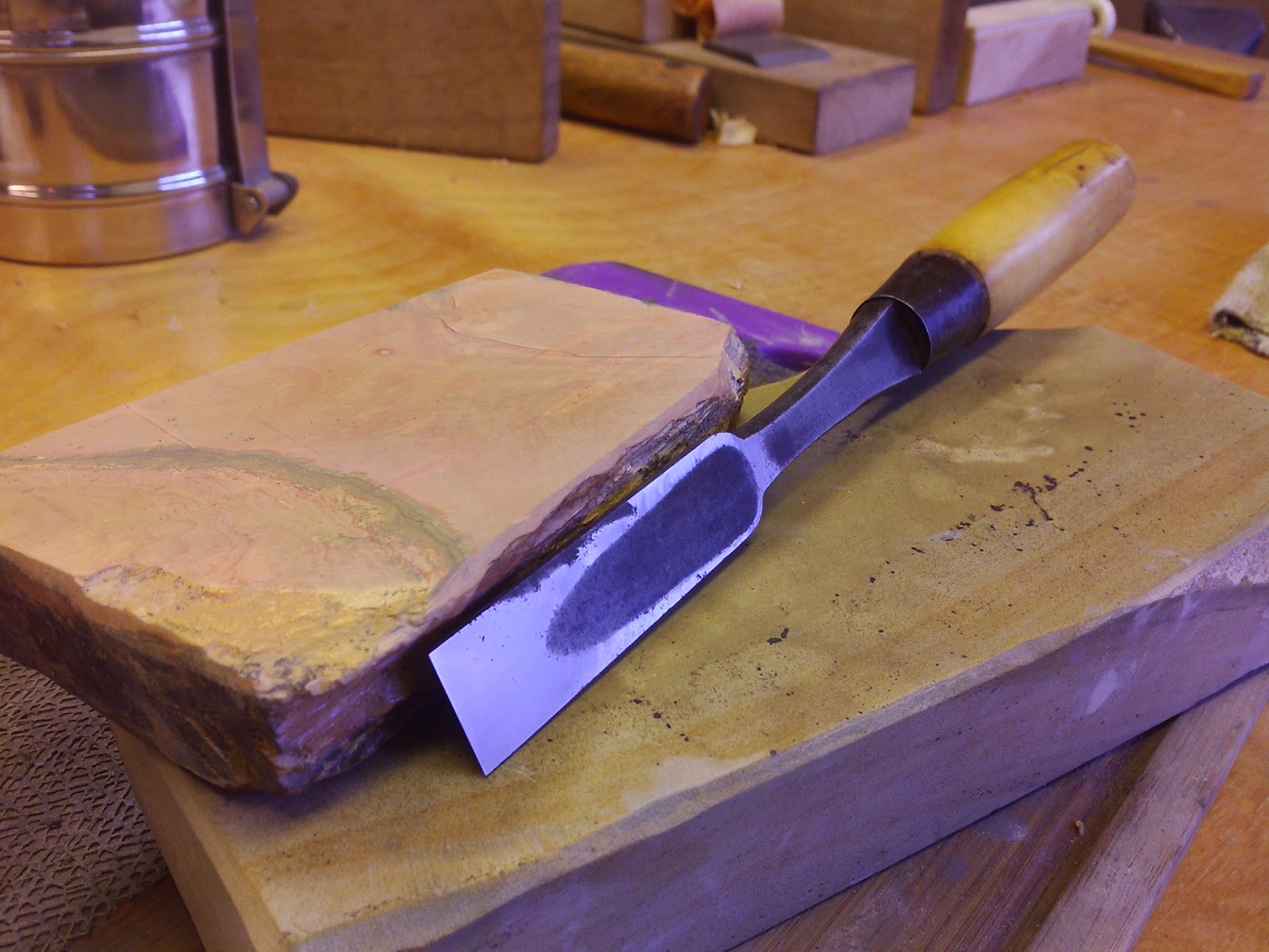 My peculiar nature: Get (un)bent!-Straightening a bent chisel