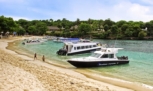 Blue Water Express Fast Boat to Gili Islands - Gili Trawangan Island ...