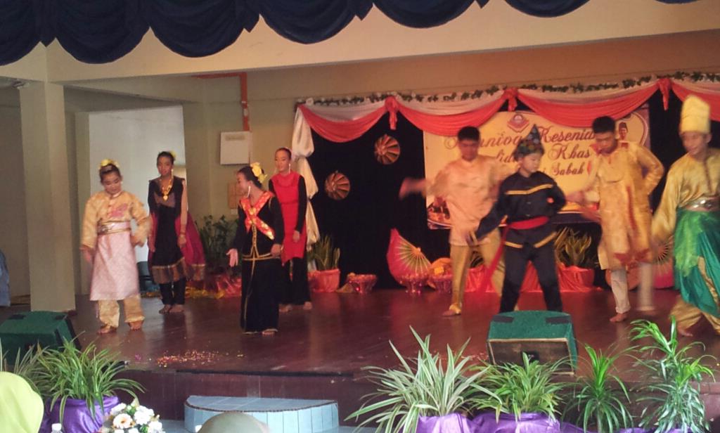 LAMAN WEB RASMI SMK BAHANG PENAMPANG SABAH: KARNIVAL KESENIAN ...