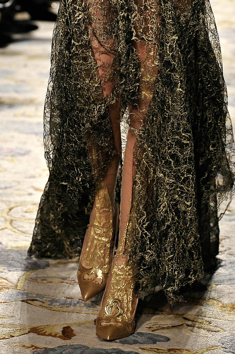 The Wawidoll Fashion Files: Marchesa Fall 2012 Details
