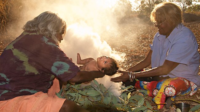 White Wolf : Breathtaking photos of Aboriginal newborns show the beauty ...
