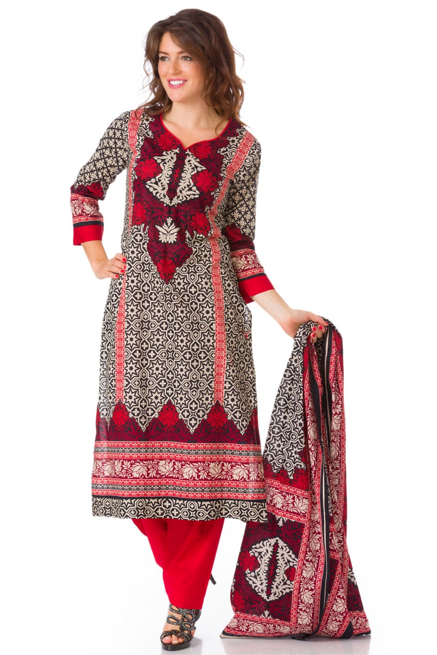 Long frocks | Pakistani Dresses | Mehndi Designs