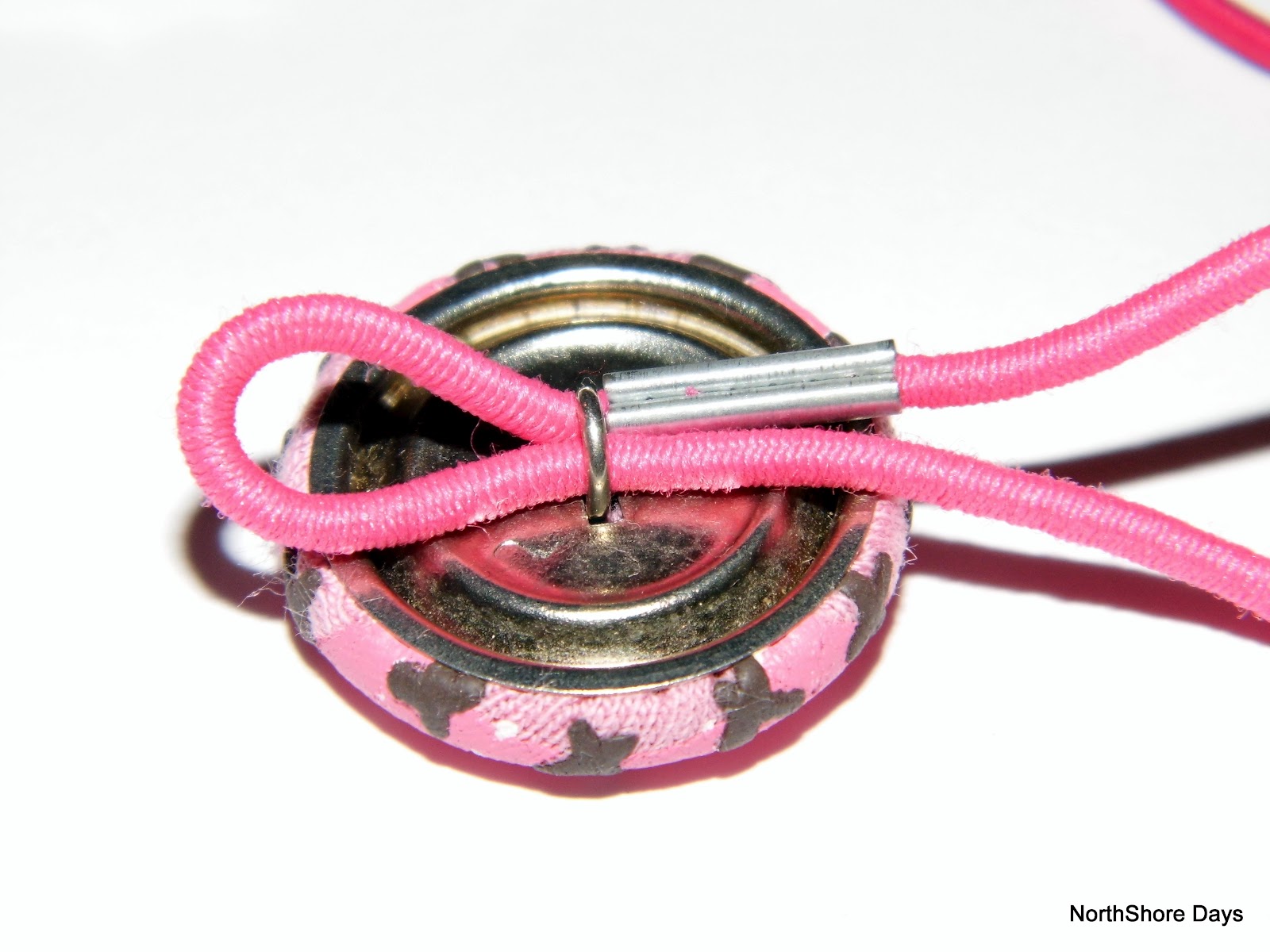 NorthShore Days.....: Button Hair Ties