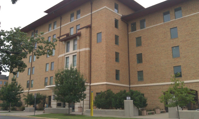 Dorm it down at University of Texas in Austin: DUREN (Where I live)