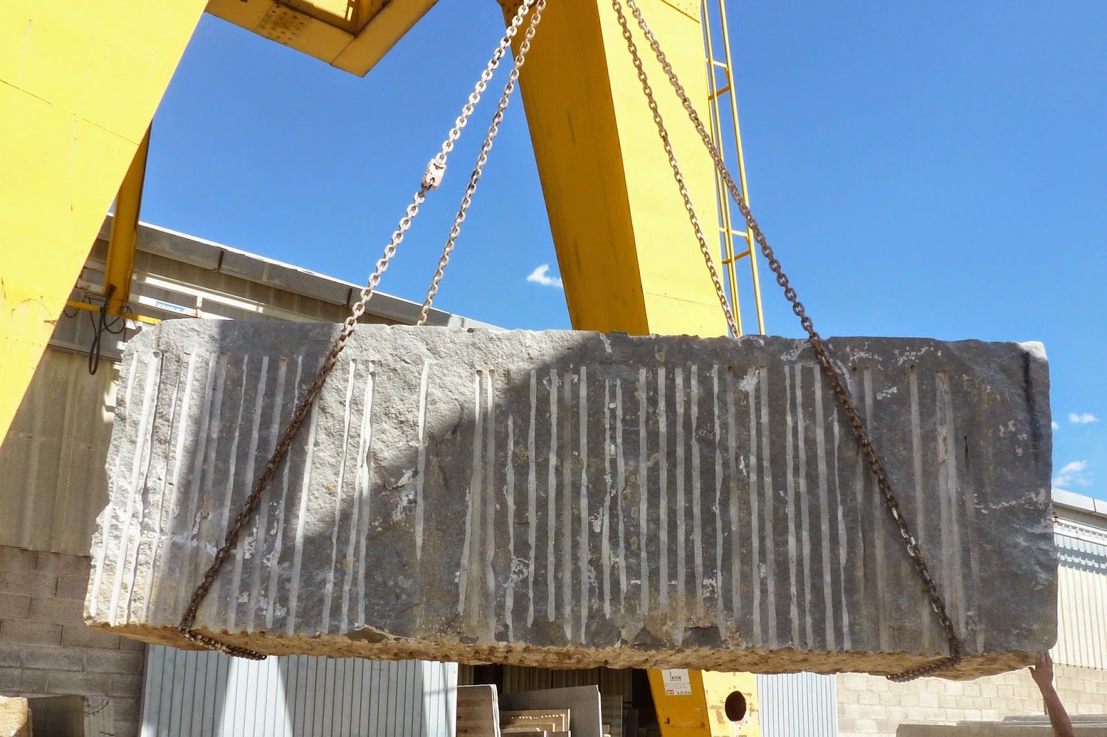 LARGE BLOCKS TRANSPORT