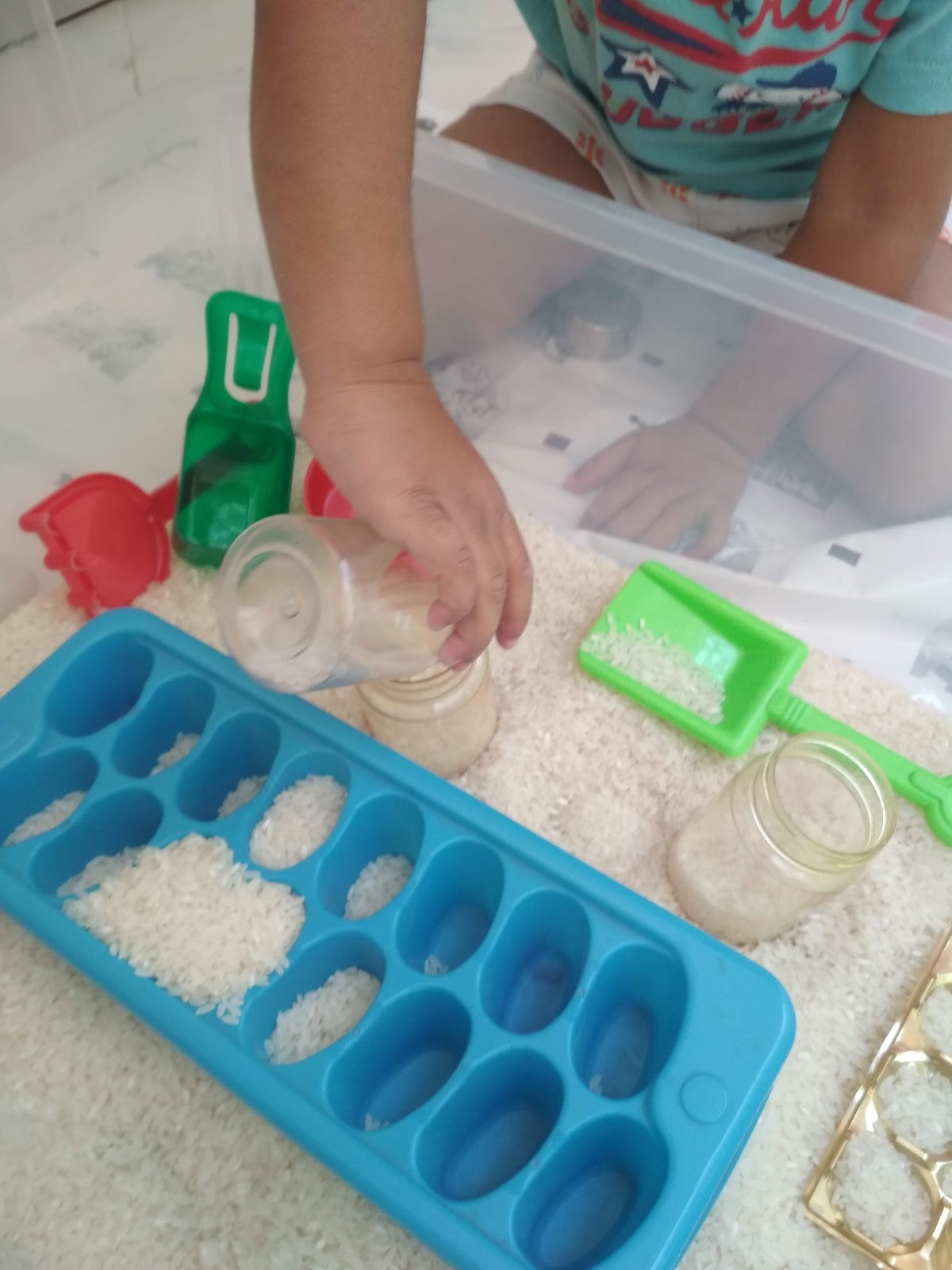 Sonshine Mumma: Rice Bin - Scooping and Pouring Station | Sensory Play ...