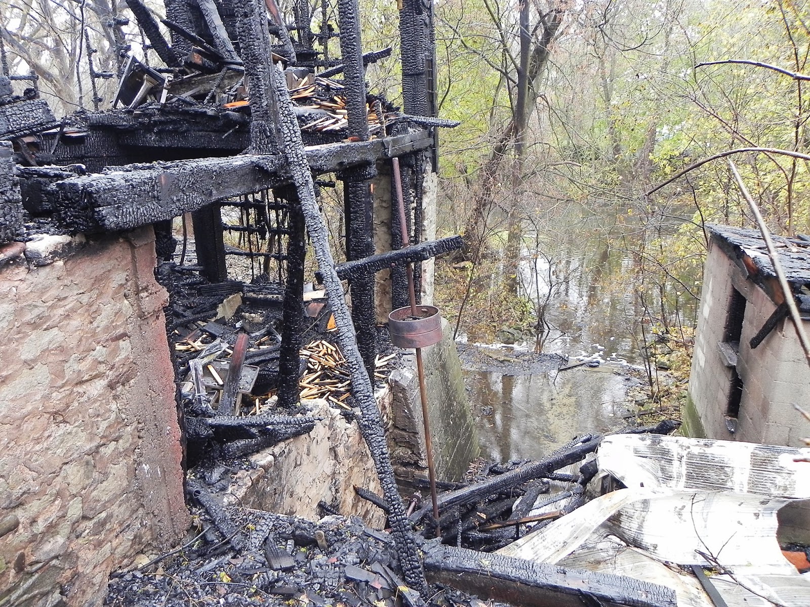 Erin Insight: Photos of Mundell mill fire