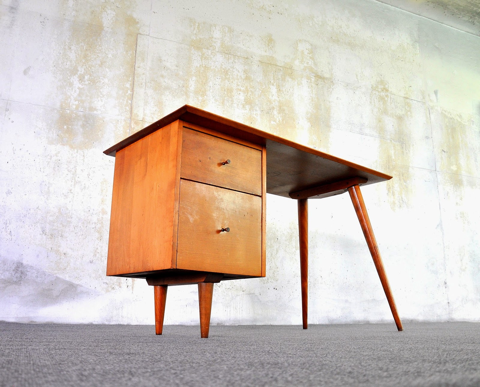 SELECT MODERN: Paul McCobb Desk or Vanity Table