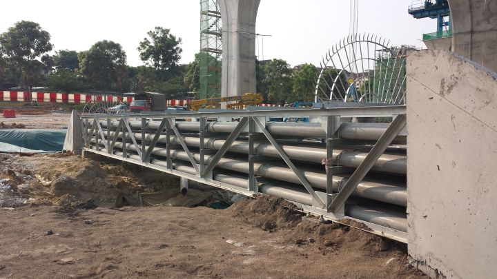 Electrical Installation Wiring Pictures: Electric cable bridge