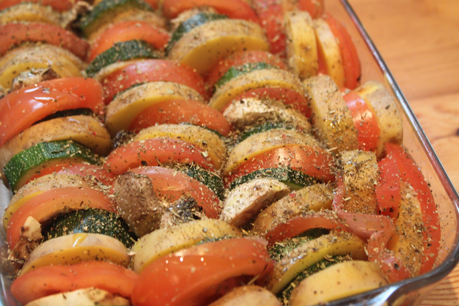 Tales of a Garlic and Onion Lover: Vegetable Tian