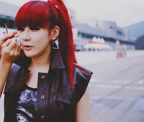 KPop Red Hair - Park Bom Inspired. Schwarzkopf LIVE Salon Style 5-29 ...