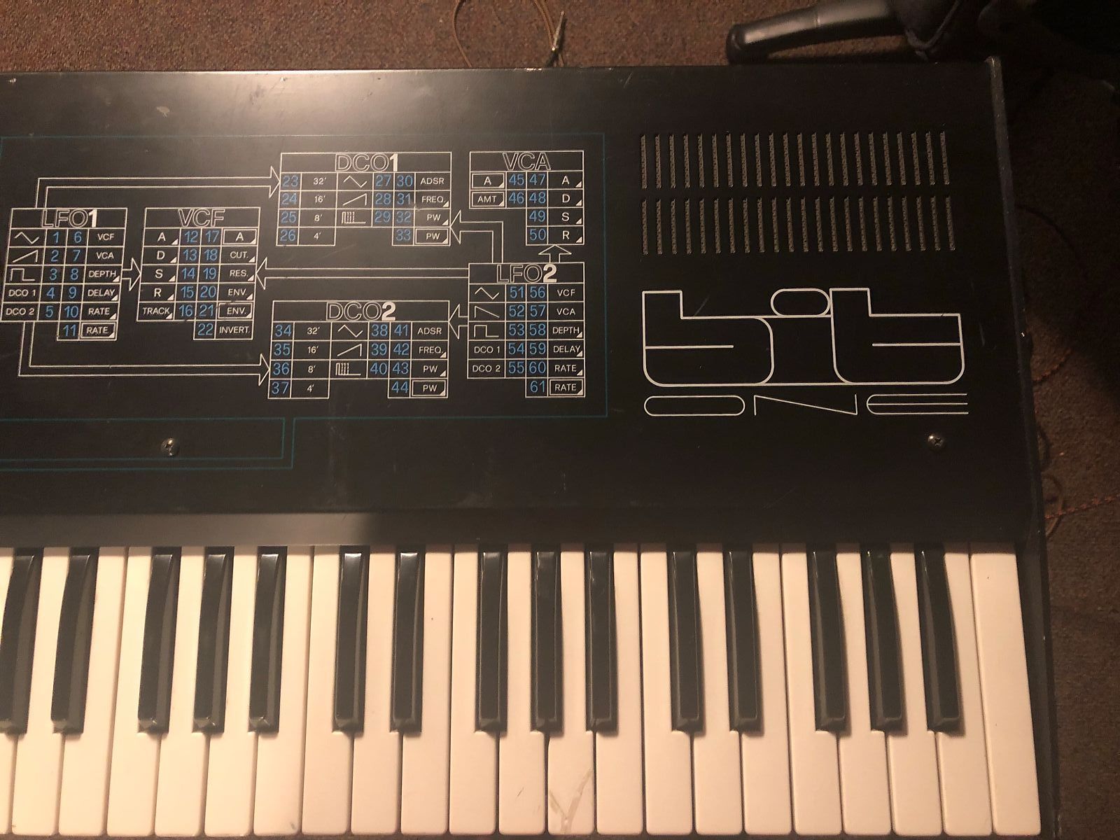 MATRIXSYNTH: Crumar Bit One