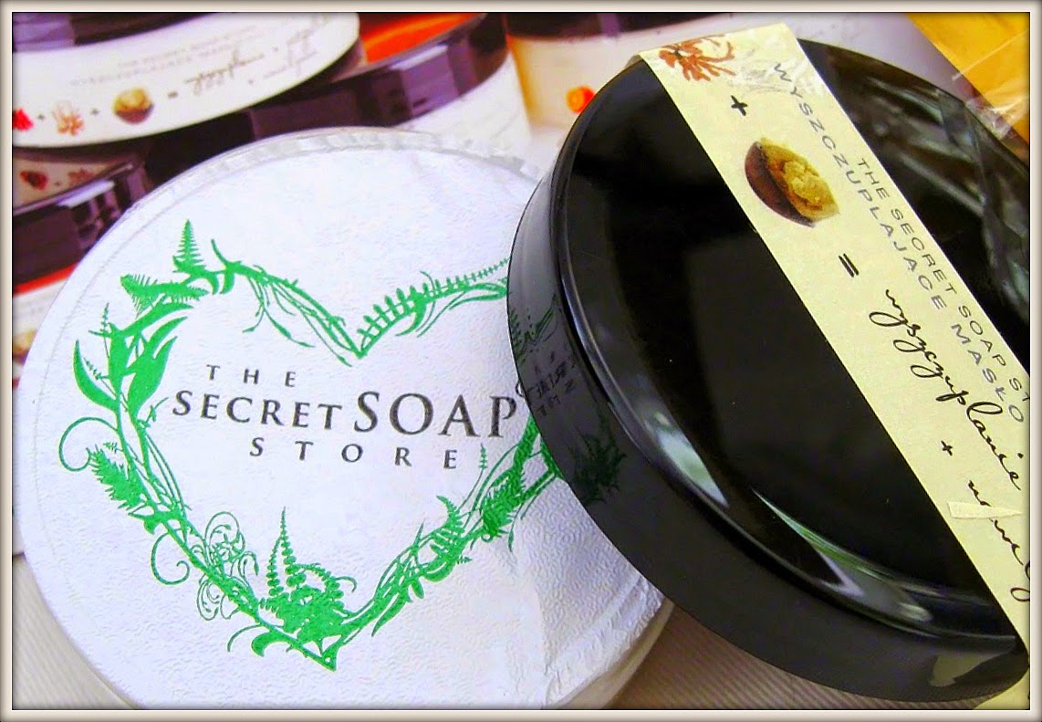 Hipisowskie live w volkswagenie w kwiaty: The Secret Soap Store