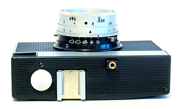 LOMO Smena 8M 35mm Viewfinder Camera Review - ImagingPixel