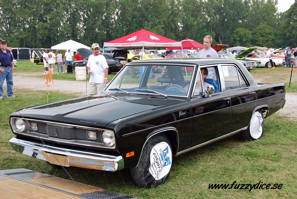 fuzzydice.se blog: Som ny... Plymouth Valiant 1970