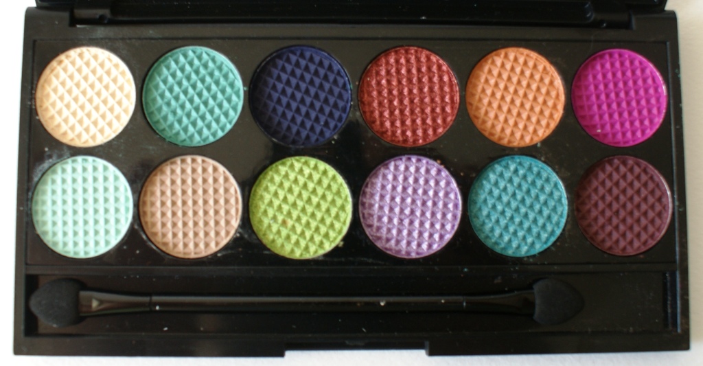 Barwy Wojenne: Sleek - moje nowe paletki