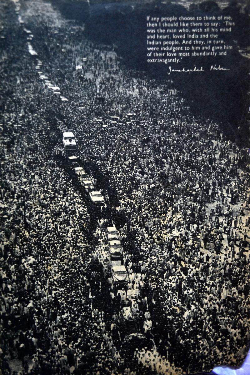 Jawaharlal Nehru Funeral Procession Photos | Rare & Old Vintage Photos ...