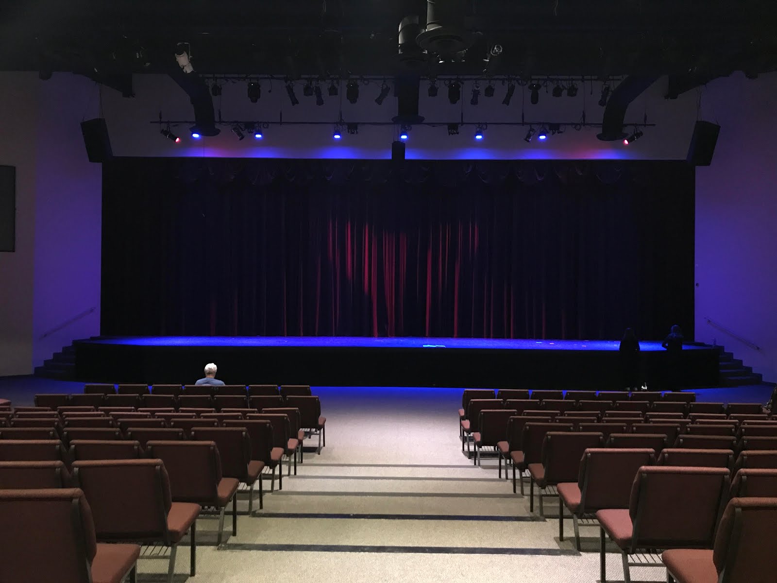 The Motlow Buzz: Springhouse in Smyrna Presents 'Sherlock Holmes'