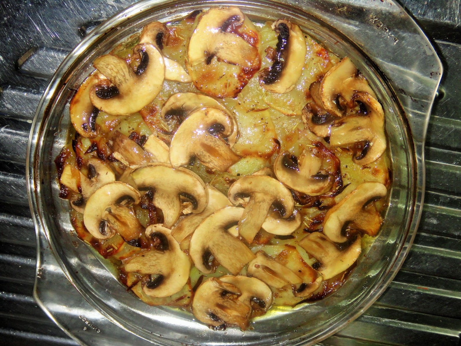 LA COCINA DE PACO GARCIA: PATATAS CON HONGOS