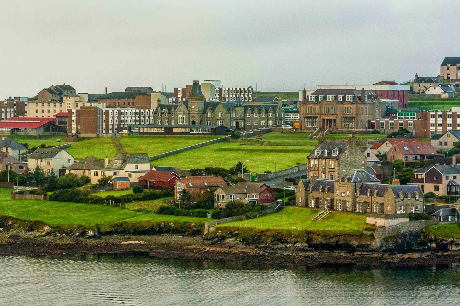 Ladee's Travels: Lerwick, Shetland Islands - Sail In