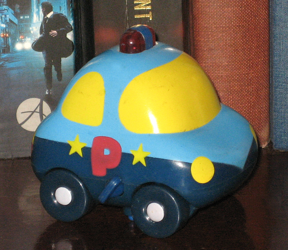 Percy's Fast Food Toy Stories : Police Car Sanrio - McD