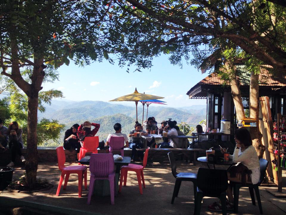 慢遊泰國 | : Before Sunset Cafe ก่อนตะวันลับแนวเหลี่ยมภูผา