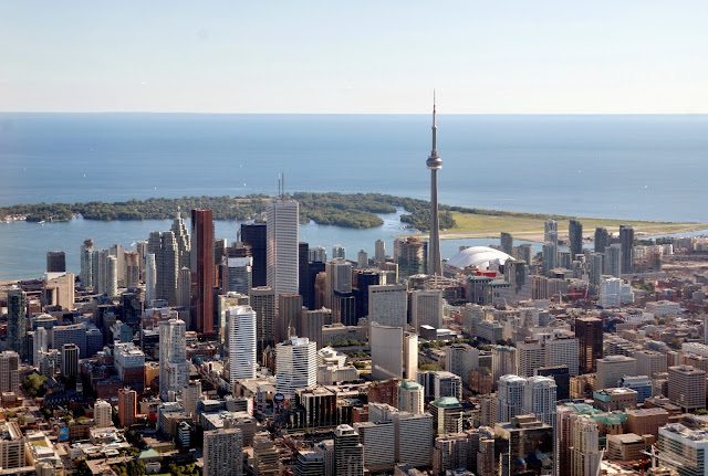 Toronto. A voyage to Toronto - Province of Ontario, Canada, North ...