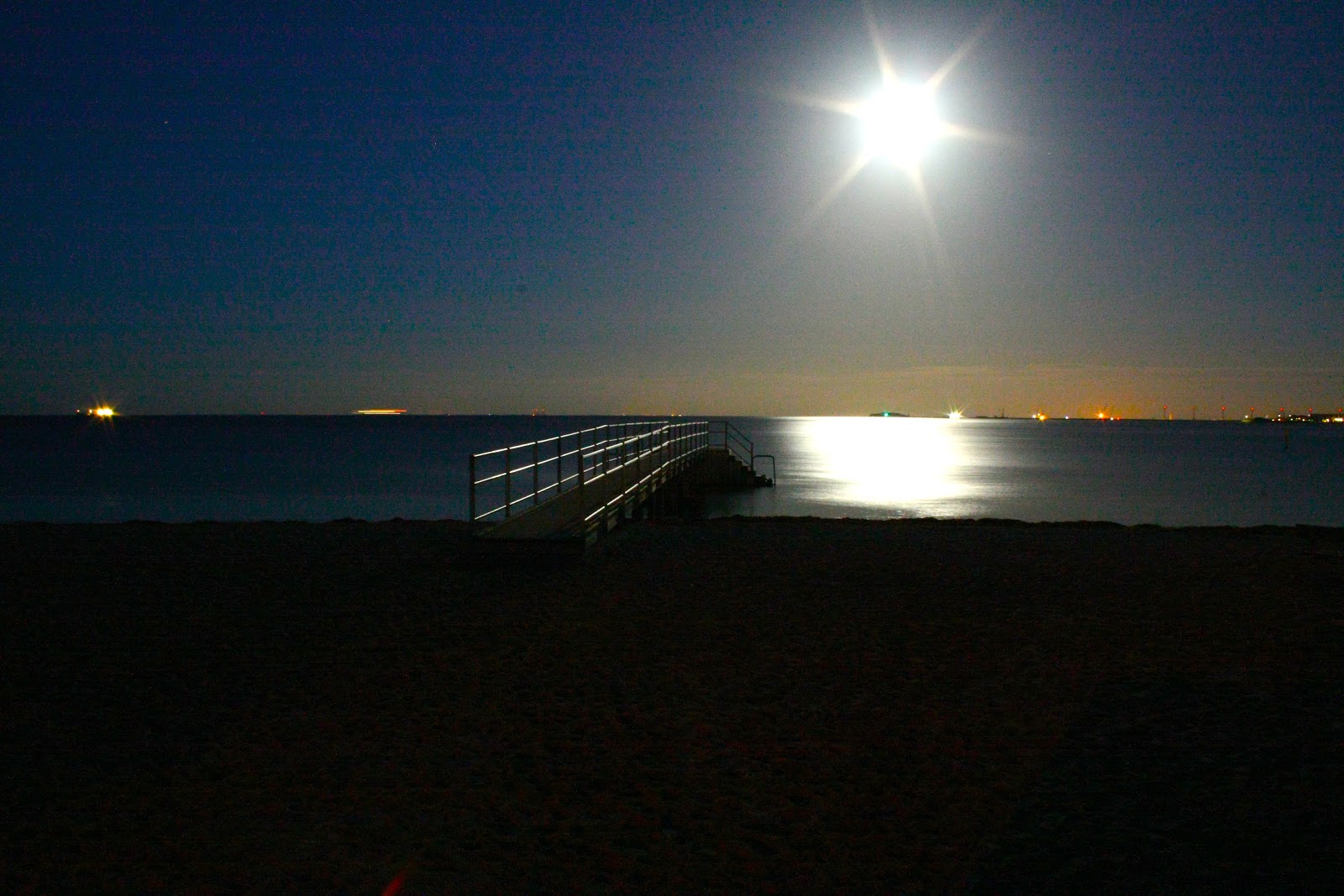 PhotograStig: Moonlight in Hellerup
