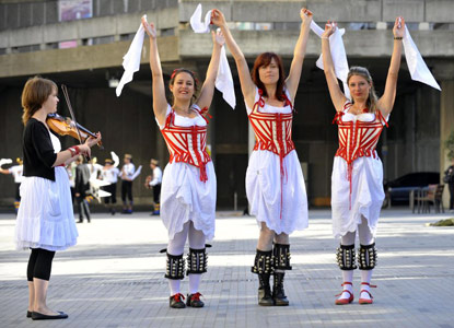 Dhofari Gucci: Morris Dance in Salalah