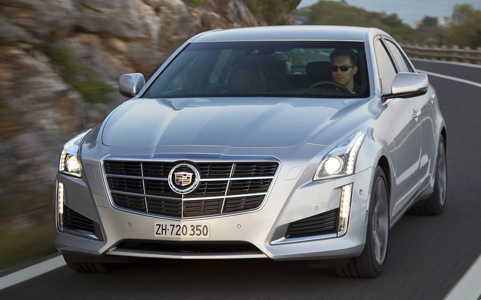 Cadillac CTS chega à Europa para encarar alemães premium