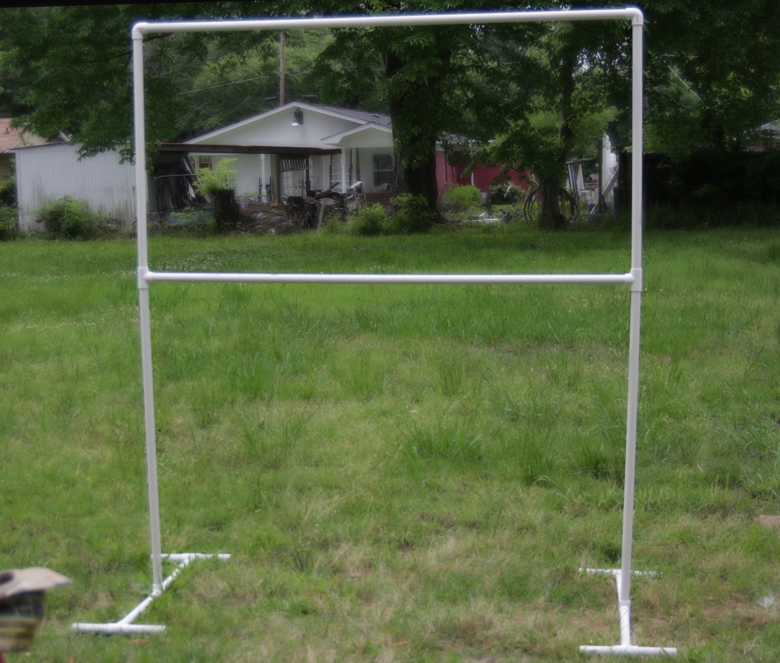 (photo·gēne·ic): DIY PVC Backdrop Stand