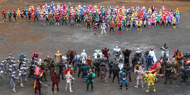 KAMEN RIDER VS SUPER SENTAI - SUPER HERO TAISEN